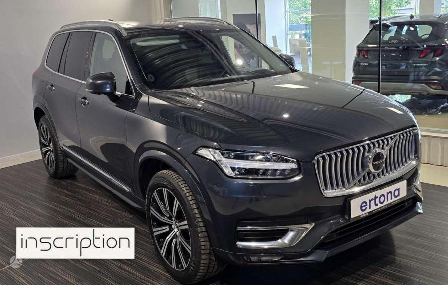 Grey Volvo XC90 2020 in Siauliai, with an engine capacity of 1.97 L and mileage of 162 thousand km for 29900 €, photo 1 on AUTOMOTO.COM.LV
