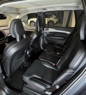 Grey Volvo XC90 2020 in Siauliai, with an engine capacity of 1.97 L and mileage of 162 thousand km for 29900 €, photo 36 on AUTOMOTO.COM.LV