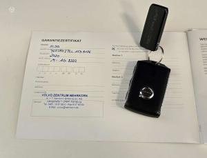 Grey Volvo XC90 2020 in Siauliai, with an engine capacity of 1.97 L and mileage of 162 thousand km for 29900 €, photo 42 on AUTOMOTO.COM.LV