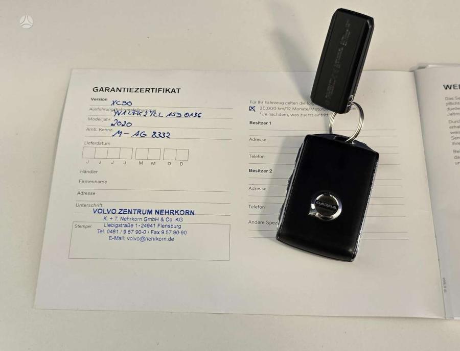 Grey Volvo XC90 2020 in Siauliai, with an engine capacity of 1.97 L and mileage of 162 thousand km for 29900 €, photo 42 on AUTOMOTO.COM.LV