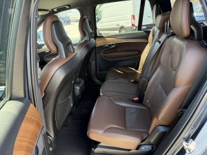 Pelēks Volvo XC90 2020 Tauragė, ar dzinēja tilpumu 1.97 L un nobraukumu 151 tūkst. km par 26378 €, foto 23 vietnē AUTOMOTO.COM.LV