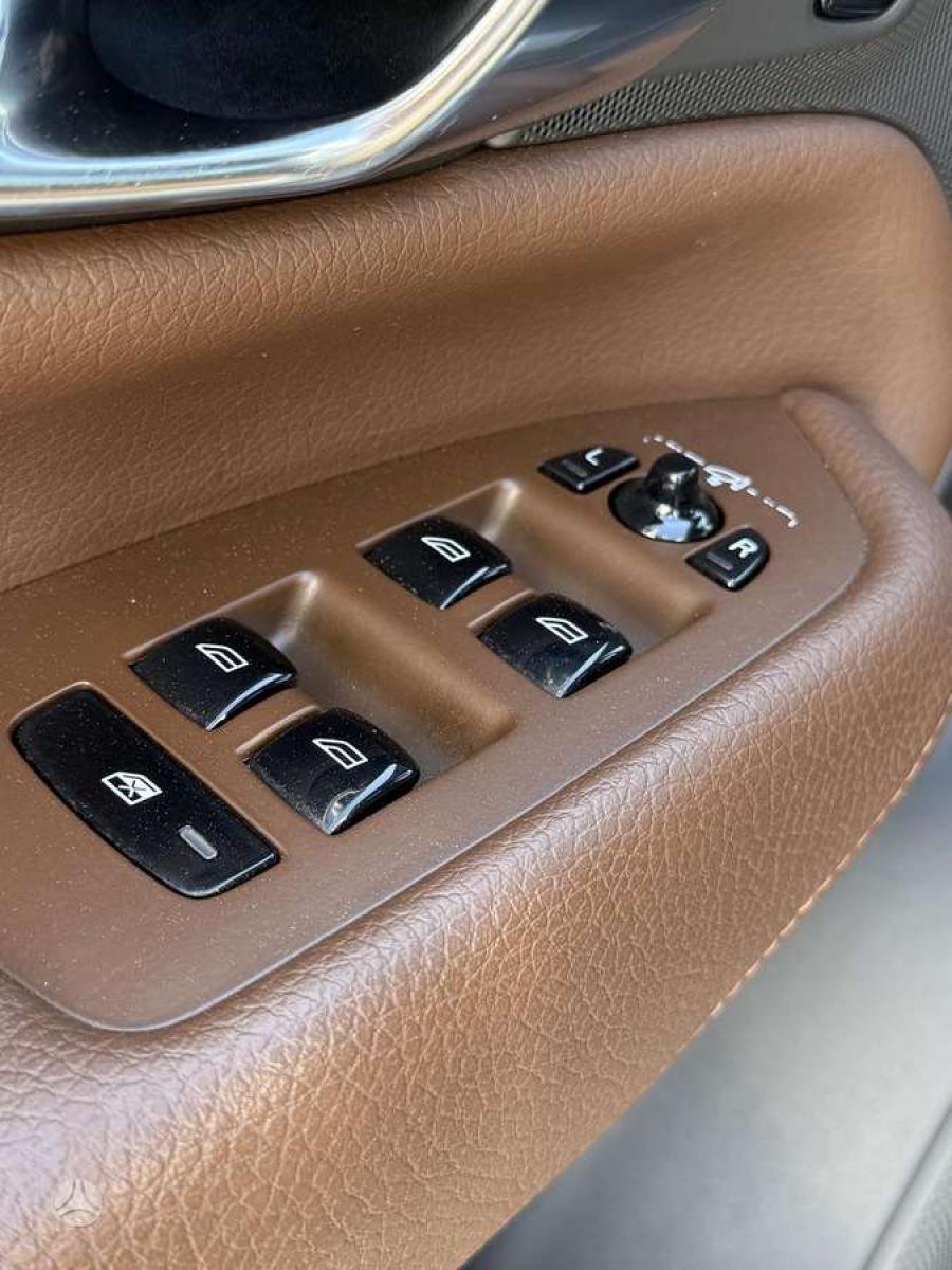 Pelēks Volvo XC90 2020 Tauragė, ar dzinēja tilpumu 1.97 L un nobraukumu 151 tūkst. km par 26378 €, foto 24 vietnē AUTOMOTO.COM.LV