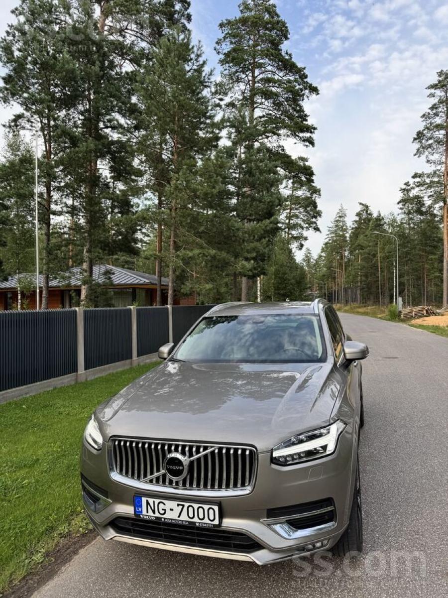 Pelēks Volvo XC90 2020 Rīga, ar dzinēja tilpumu 2.00 L un nobraukumu 135 tūkst. km par 35500 €, foto 3 vietnē AUTOMOTO.COM.LV