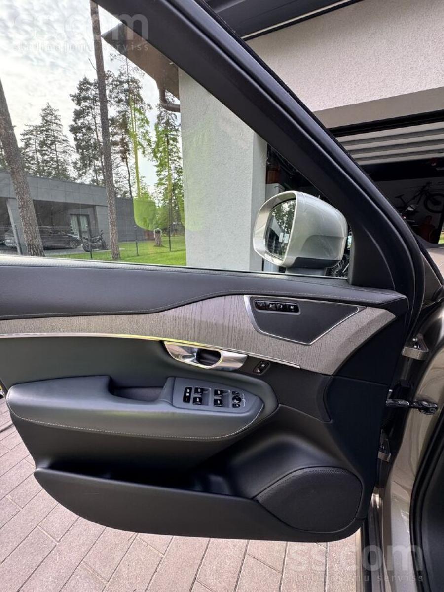 Pelēks Volvo XC90 2020 Rīga, ar dzinēja tilpumu 2.00 L un nobraukumu 135 tūkst. km par 35500 €, foto 14 vietnē AUTOMOTO.COM.LV