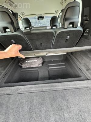 Pelēks Volvo XC90 2020 Rīga, ar dzinēja tilpumu 2.00 L un nobraukumu 135 tūkst. km par 35500 €, foto 16 vietnē AUTOMOTO.COM.LV