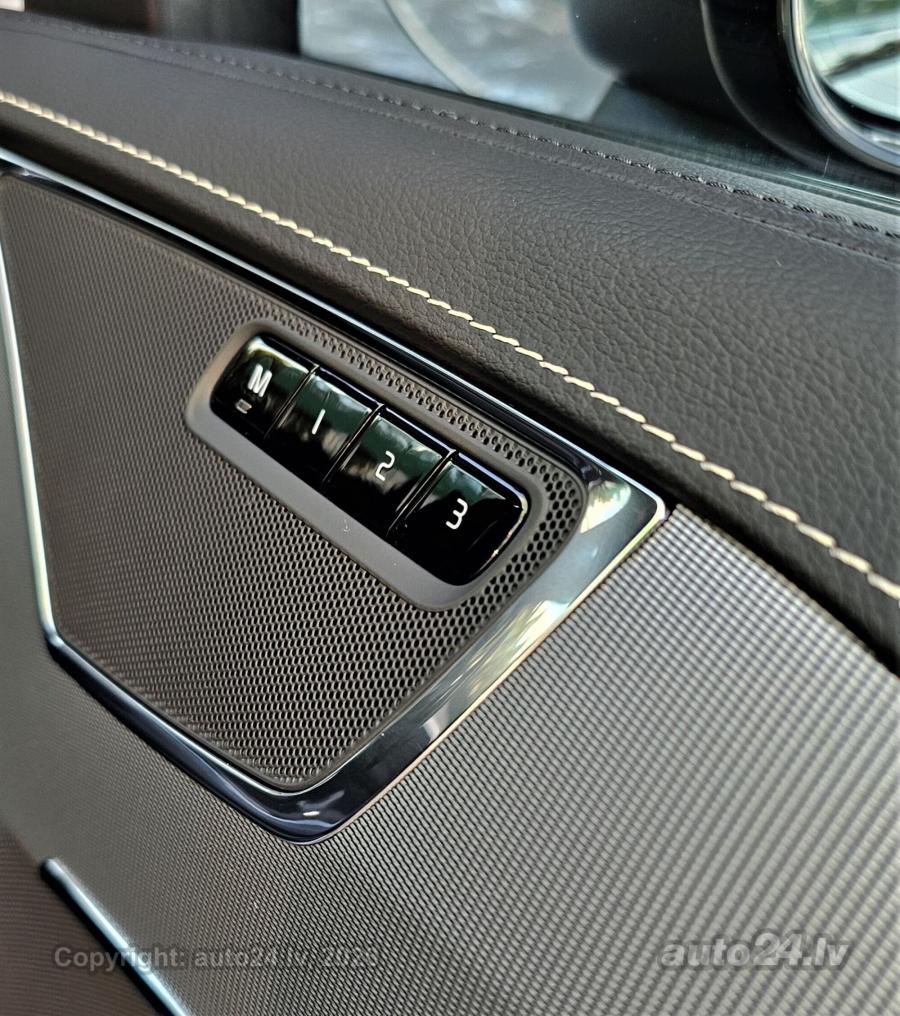 Pelēks Volvo XC90 2020 Tallina, ar dzinēja tilpumu 2.00 L un nobraukumu 75 tūkst. km par 43990 €, foto 16 vietnē AUTOMOTO.COM.LV