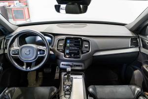 Pelēks Volvo XC90 2020 Viļņa, ar dzinēja tilpumu 1.97 L un nobraukumu 91 tūkst. km par 36490 €, foto 20 vietnē AUTOMOTO.COM.LV