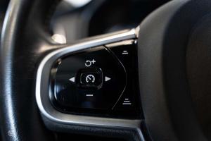 Pelēks Volvo XC90 2020 Viļņa, ar dzinēja tilpumu 1.97 L un nobraukumu 91 tūkst. km par 36490 €, foto 27 vietnē AUTOMOTO.COM.LV