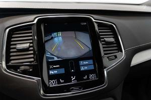 Pelēks Volvo XC90 2020 Viļņa, ar dzinēja tilpumu 1.97 L un nobraukumu 91 tūkst. km par 36490 €, foto 29 vietnē AUTOMOTO.COM.LV