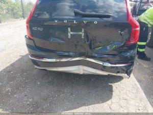 Pelēks Volvo XC90 2020 Klaipėda, ar dzinēja tilpumu 1.97 L un nobraukumu 112 tūkst. km par 21000 €, foto 7 vietnē AUTOMOTO.COM.LV
