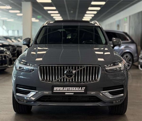 Grey Volvo XC90 2020 in Klaipeda, with an engine capacity of 1.97 L and mileage of 231 thousand km for 28900 €, photo 4 on AUTOMOTO.COM.LV