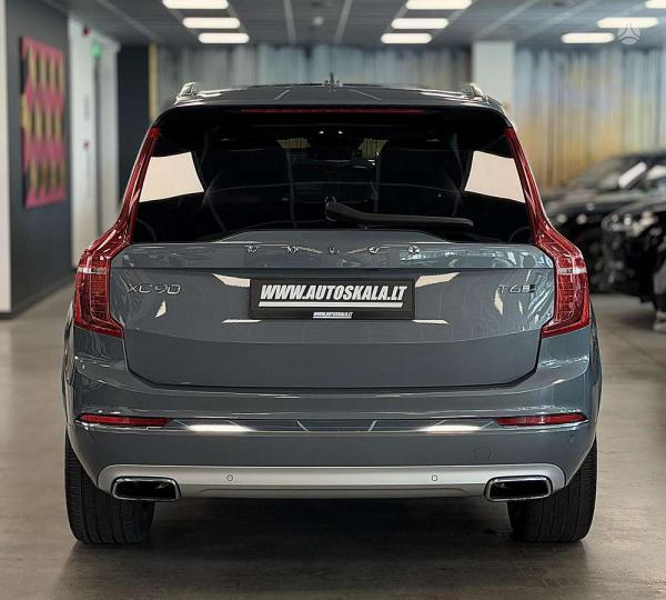Grey Volvo XC90 2020 in Klaipeda, with an engine capacity of 1.97 L and mileage of 231 thousand km for 28900 €, photo 7 on AUTOMOTO.COM.LV