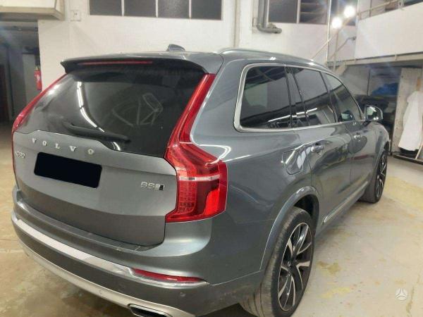 Pelēks Volvo XC90 2020 Viļņa, ar dzinēja tilpumu 1.97 L un nobraukumu 207 tūkst. km par 26990 €, foto 7 vietnē AUTOMOTO.COM.LV
