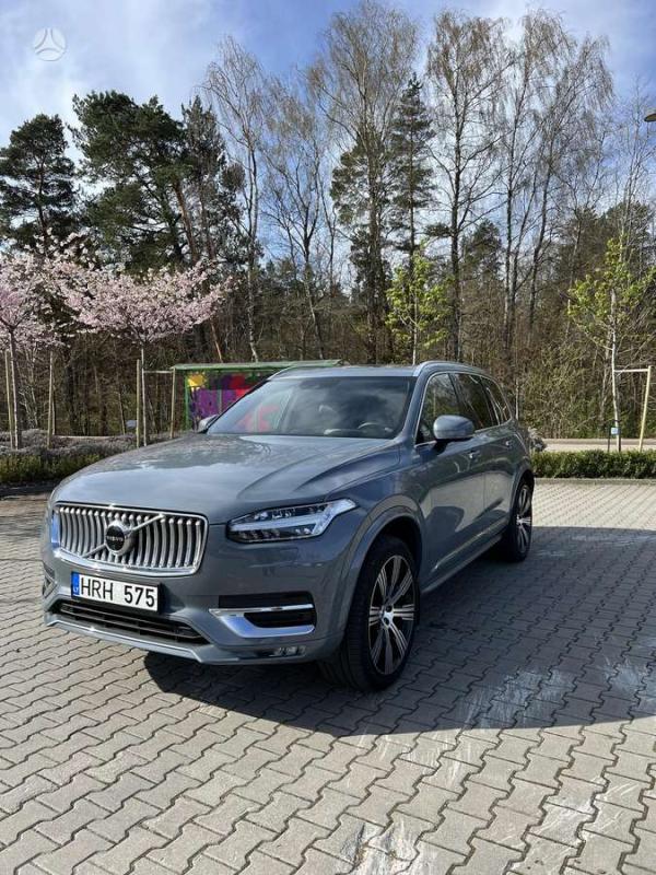 Pelēks Volvo XC90 2020 Klaipėda, ar dzinēja tilpumu 1.97 L un nobraukumu 74 tūkst. km par 35000 €, foto 1 vietnē AUTOMOTO.COM.LV