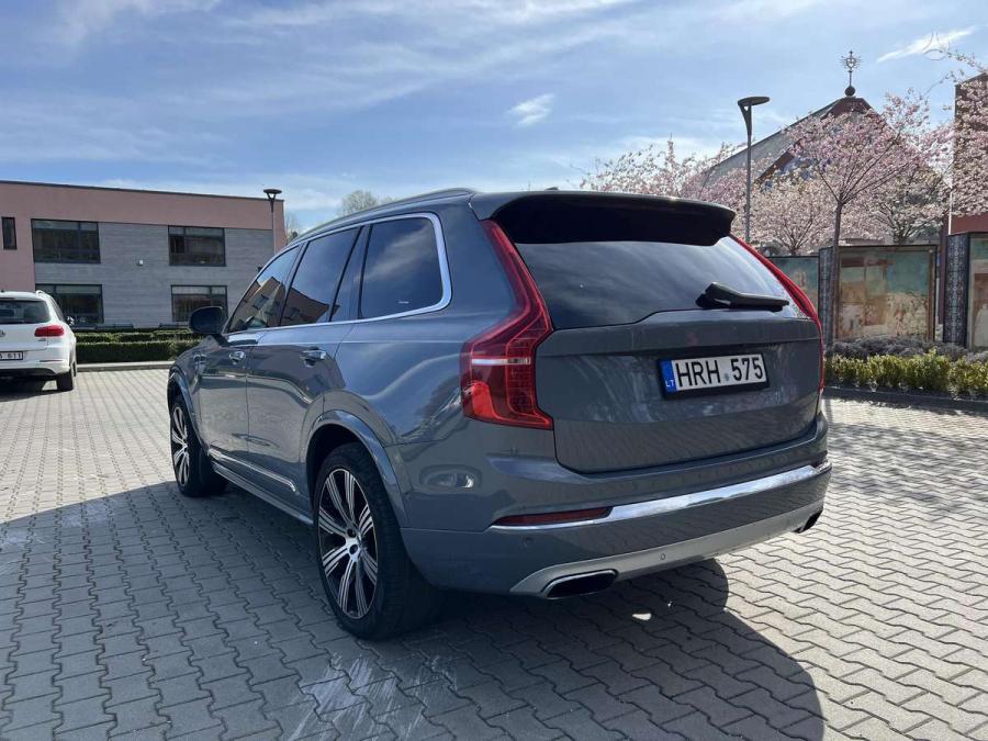 Pelēks Volvo XC90 2020 Klaipėda, ar dzinēja tilpumu 1.97 L un nobraukumu 74 tūkst. km par 35000 €, foto 3 vietnē AUTOMOTO.COM.LV
