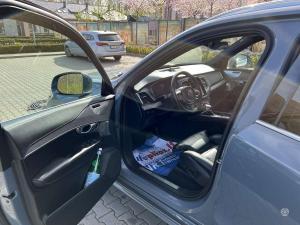 Pelēks Volvo XC90 2020 Klaipėda, ar dzinēja tilpumu 1.97 L un nobraukumu 74 tūkst. km par 35000 €, foto 12 vietnē AUTOMOTO.COM.LV