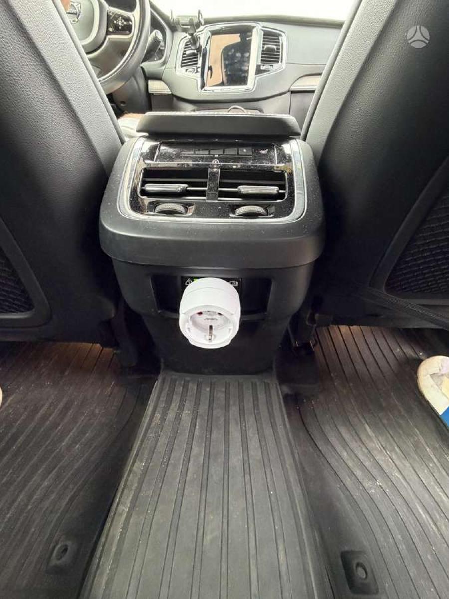 Pelēks Volvo XC90 2020 Klaipėda, ar dzinēja tilpumu 1.97 L un nobraukumu 74 tūkst. km par 35000 €, foto 22 vietnē AUTOMOTO.COM.LV