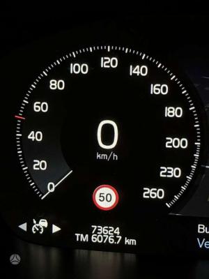 Pelēks Volvo XC90 2020 Klaipėda, ar dzinēja tilpumu 1.97 L un nobraukumu 74 tūkst. km par 35000 €, foto 26 vietnē AUTOMOTO.COM.LV