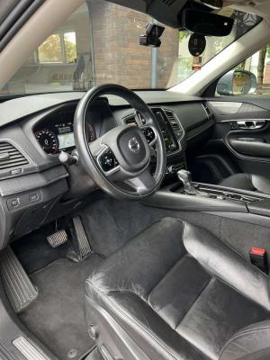 Pelēks Volvo XC90 2020 Šauļi, ar dzinēja tilpumu 1.97 L un nobraukumu 90 tūkst. km par 31000 €, foto 19 vietnē AUTOMOTO.COM.LV