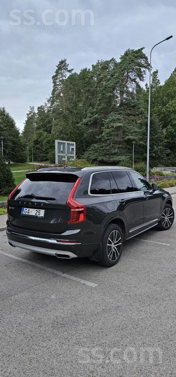Volvo XC90 2020 Ogre vietnē Pelēks Volvo XC90 2020 Ogre, ar dzinēja tilpumu 2.00 L un nobraukumu 112 tūkst. km par 35900 €, foto 6 vietnē AUTOMOTO.COM.LV