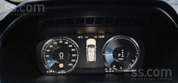 Volvo XC90 2020 Ogre vietnē Pelēks Volvo XC90 2020 Ogre, ar dzinēja tilpumu 2.00 L un nobraukumu 112 tūkst. km par 35900 €, foto 8 vietnē AUTOMOTO.COM.LV