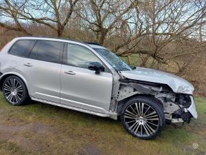 Grey Volvo XC90 2021 in Kedainiai, with an engine capacity of 2.00 L and mileage of 102 thousand km for 14950 €, photo 36 on AUTOMOTO.COM.LV