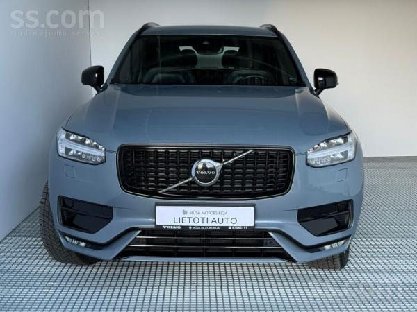 Grey Volvo XC90 2021 in Riga, with an engine capacity of 2.00 L and mileage of 131 thousand km for 36990 €, photo 2 on AUTOMOTO.COM.LV