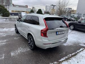 Grey Volvo XC90 2021 in Vilnius, with an engine capacity of 1.97 L and mileage of 109 thousand km for 39000 €, photo 5 on AUTOMOTO.COM.LV