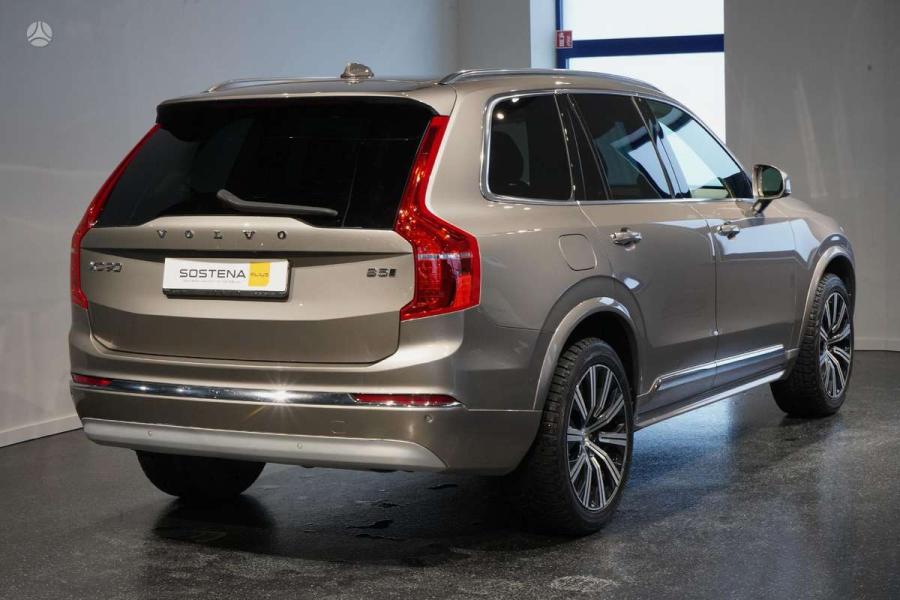 Grey Volvo XC90 2021 in Vilnius, with an engine capacity of 1.97 L and mileage of 179 thousand km for 33400 €, photo 3 on AUTOMOTO.COM.LV
