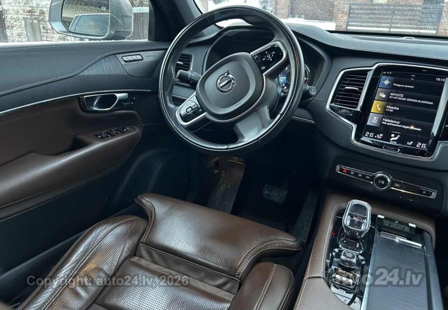 Pelēks Volvo XC90 2021 Tallina, ar dzinēja tilpumu 2.00 L un nobraukumu 130 tūkst. km par 39000 €, foto 22 vietnē AUTOMOTO.COM.LV