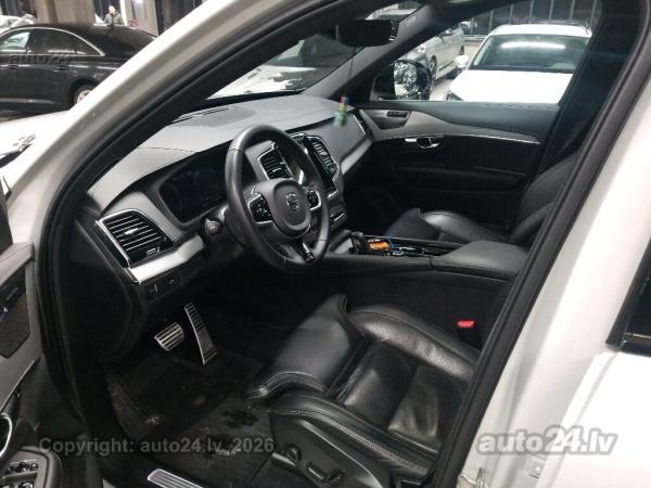 Pelēks Volvo XC90 2021 Tallina, ar dzinēja tilpumu 2.00 L un nobraukumu 123 tūkst. km par 39900 €, foto 3 vietnē AUTOMOTO.COM.LV