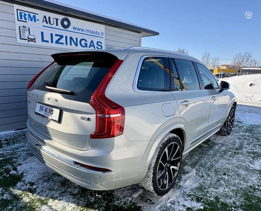 Grey Volvo XC90 2021 in Panevezys, with an engine capacity of 1.97 L and mileage of 200 thousand km for 29900 €, photo 6 on AUTOMOTO.COM.LV