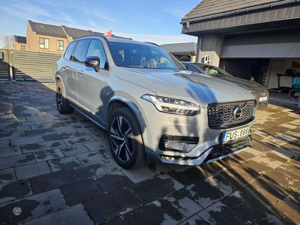 Grey Volvo XC90 2021 in Klaipeda, with an engine capacity of 1.97 L and mileage of 70 thousand km for 45500 €, photo 4 on AUTOMOTO.COM.LV