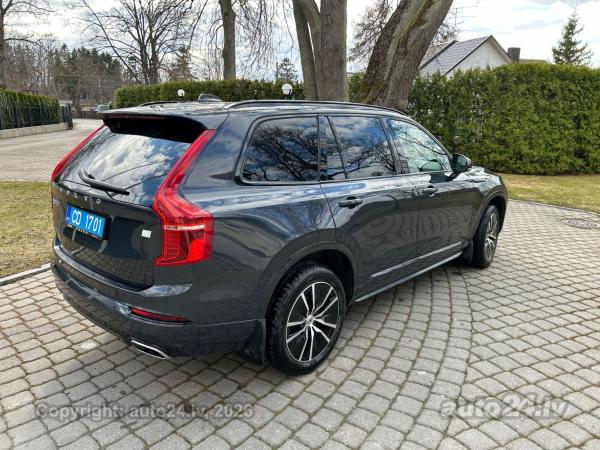 Grey Volvo XC90 2021 in Tallinn, with an engine capacity of 2.00 L and mileage of 82 thousand km for 44950 €, photo 7 on AUTOMOTO.COM.LV