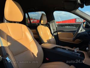 Pelēks Volvo XC90 2021 Tallina, ar dzinēja tilpumu 2.00 L un nobraukumu 85 tūkst. km par 42900 €, foto 10 vietnē AUTOMOTO.COM.LV