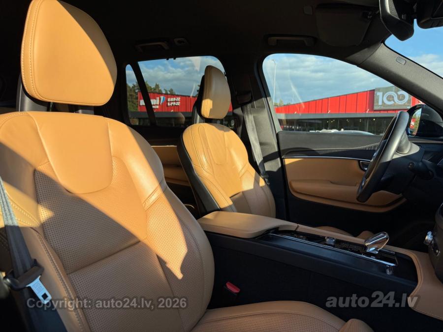 Pelēks Volvo XC90 2021 Tallina, ar dzinēja tilpumu 2.00 L un nobraukumu 85 tūkst. km par 42900 €, foto 10 vietnē AUTOMOTO.COM.LV