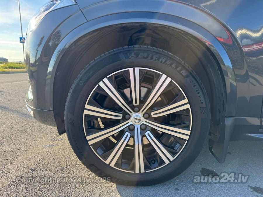 Pelēks Volvo XC90 2021 Tallina, ar dzinēja tilpumu 2.00 L un nobraukumu 85 tūkst. km par 42900 €, foto 13 vietnē AUTOMOTO.COM.LV