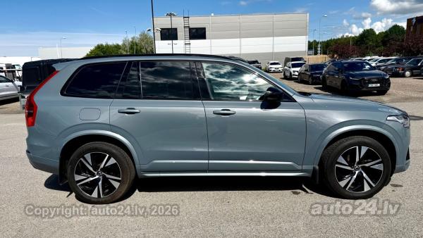 Grey Volvo XC90 2021 in Tallinn, with an engine capacity of 2.00 L and mileage of 66 thousand km for 52990 €, photo 4 on AUTOMOTO.COM.LV