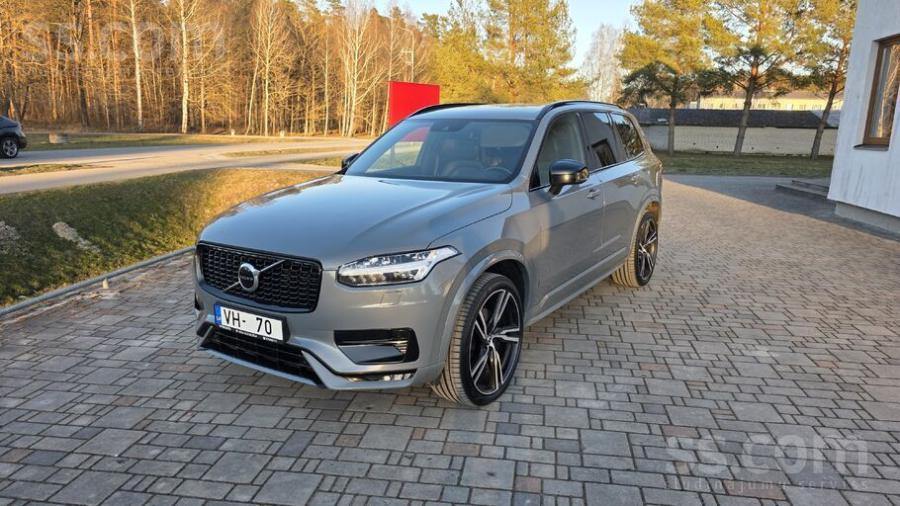 Grey Volvo XC90 2021 in Jelgava, with an engine capacity of 2.00 L and mileage of 160 thousand km for 37770 €, photo 3 on AUTOMOTO.COM.LV