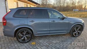 Grey Volvo XC90 2021 in Jelgava, with an engine capacity of 2.00 L and mileage of 160 thousand km for 37770 €, photo 6 on AUTOMOTO.COM.LV
