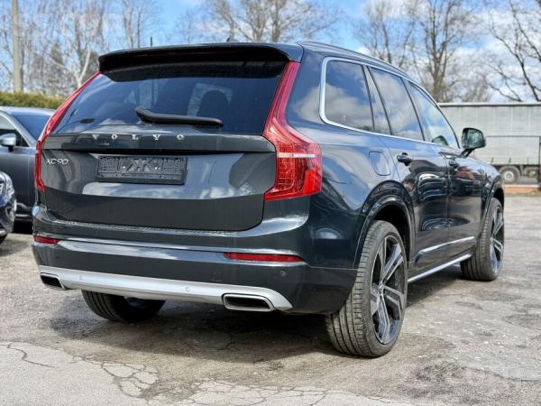 Pelēks Volvo XC90 2021 Rīga, ar dzinēja tilpumu 2.00 L un nobraukumu 0 tūkst. km par 35200 €, foto 3 vietnē AUTOMOTO.COM.LV