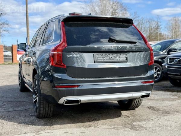 Pelēks Volvo XC90 2021 Rīga, ar dzinēja tilpumu 2.00 L un nobraukumu 0 tūkst. km par 35200 €, foto 4 vietnē AUTOMOTO.COM.LV
