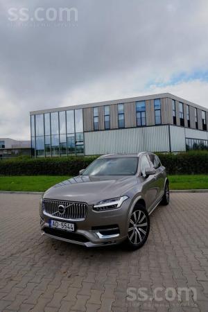 Grey Volvo XC90 2021 in Jurmala, with an engine capacity of 2.00 L and mileage of 84 thousand km for 37000 €, photo  on AUTOMOTO.COM.LV