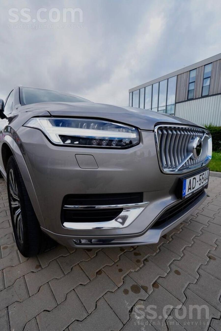 Grey Volvo XC90 2021 in Jurmala, with an engine capacity of 2.00 L and mileage of 84 thousand km for 37000 €, photo 6 on AUTOMOTO.COM.LV