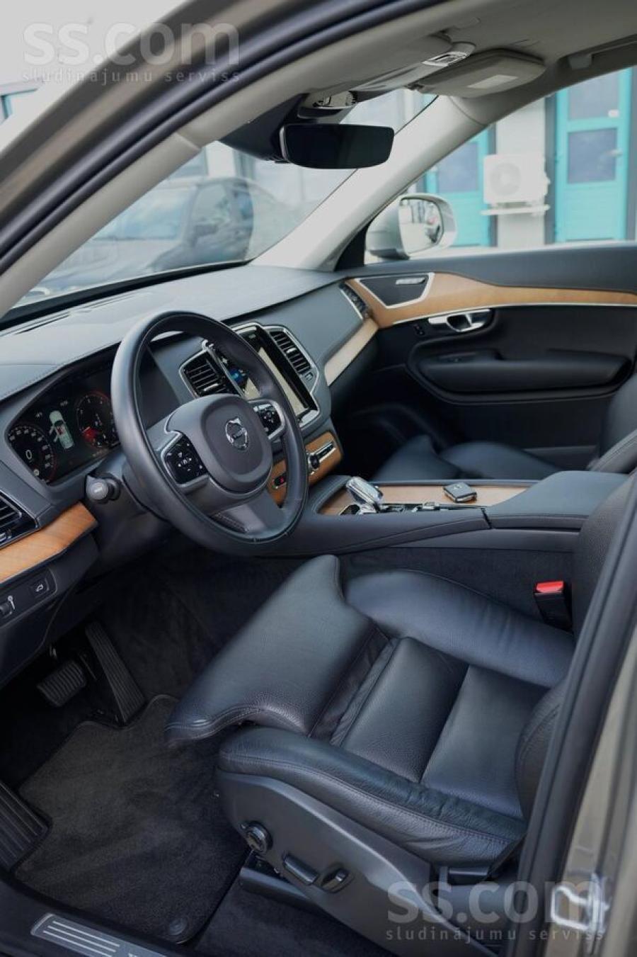 Grey Volvo XC90 2021 in Jurmala, with an engine capacity of 2.00 L and mileage of 84 thousand km for 37000 €, photo 8 on AUTOMOTO.COM.LV