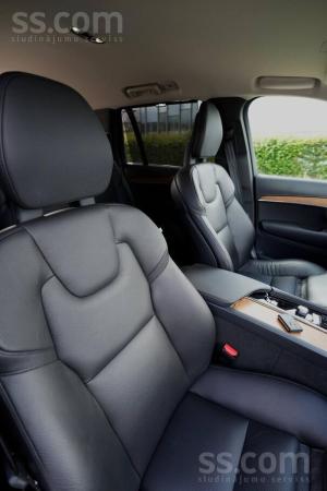 Grey Volvo XC90 2021 in Jurmala, with an engine capacity of 2.00 L and mileage of 84 thousand km for 37000 €, photo 10 on AUTOMOTO.COM.LV