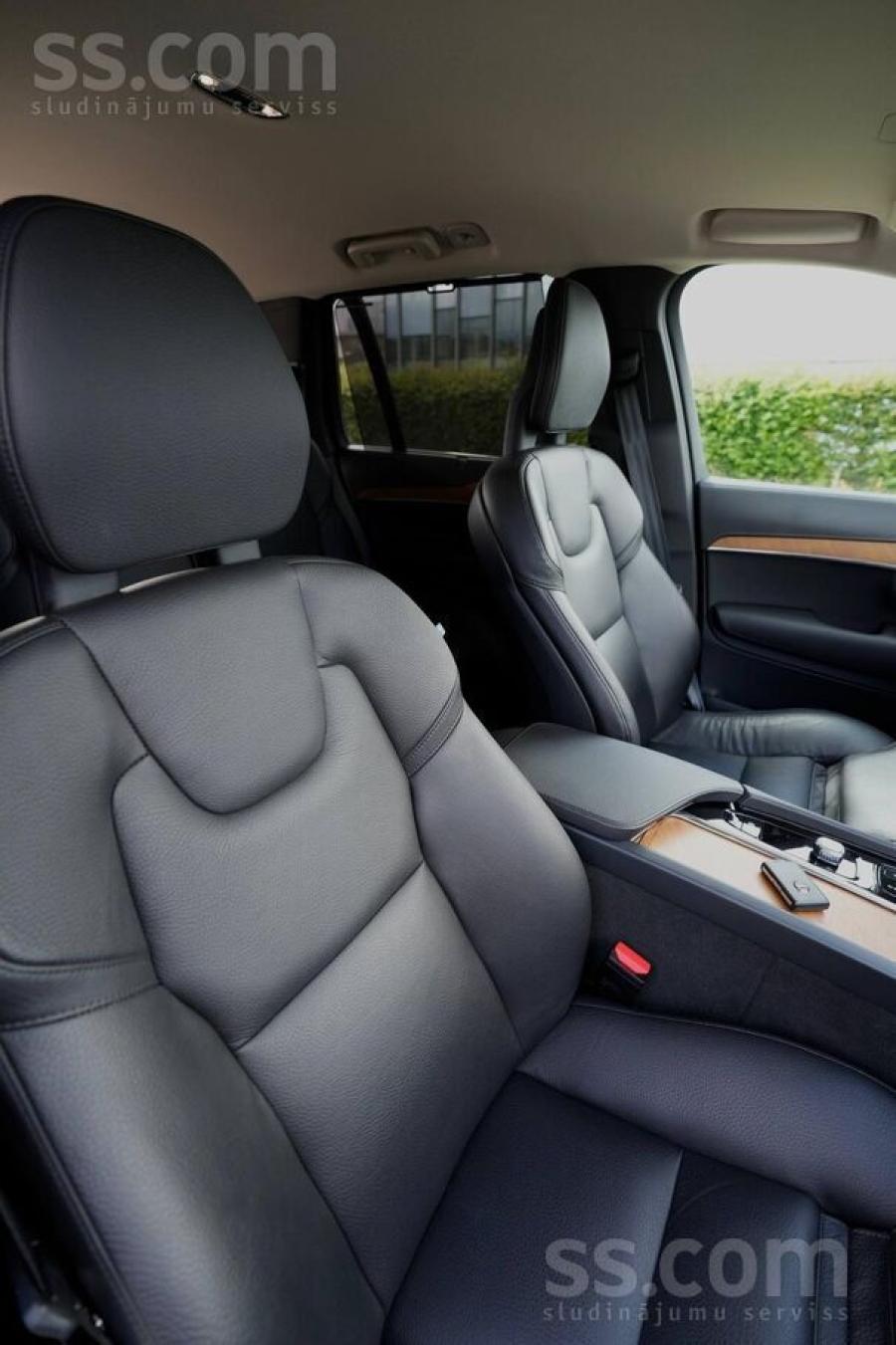 Grey Volvo XC90 2021 in Jurmala, with an engine capacity of 2.00 L and mileage of 84 thousand km for 37000 €, photo 10 on AUTOMOTO.COM.LV