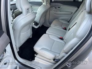 Grey Volvo XC90 2021 in Tallinn, with an engine capacity of 2.00 L and mileage of 165 thousand km for 39800 €, photo 13 on AUTOMOTO.COM.LV