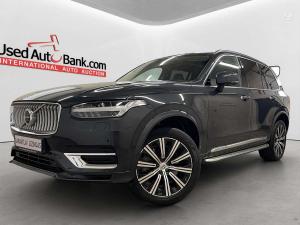 Grey Volvo XC90 2021 in Vilnius, with an engine capacity of 1.97 L and mileage of 118 thousand km for 40535 €, photo  on AUTOMOTO.COM.LV