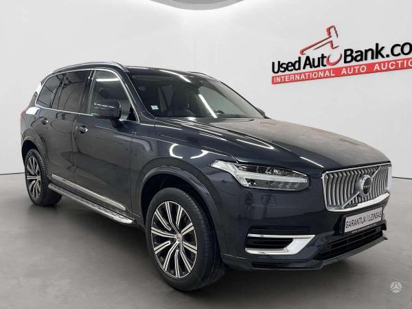 Grey Volvo XC90 2021 in Vilnius, with an engine capacity of 1.97 L and mileage of 118 thousand km for 40535 €, photo 3 on AUTOMOTO.COM.LV